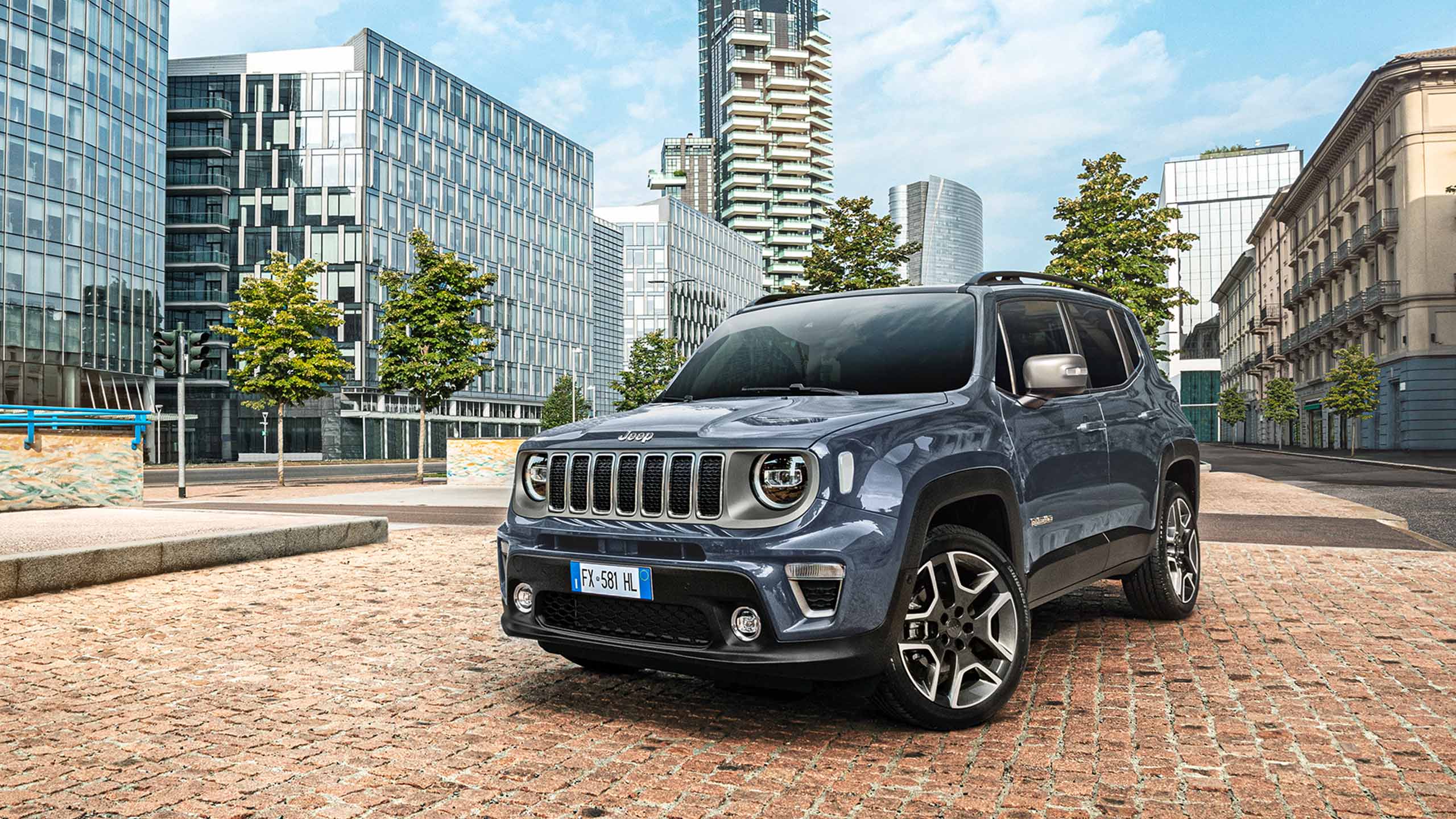 Jeep Uconnect LIVE 8.4" | TomTom